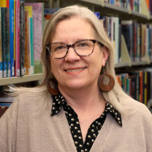 Thank you for 22 years of service, Amy Waters! - Glen Ellyn Public Library